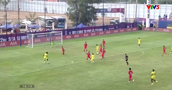 U22 Singapore 0-1 U22 Malaysia | Saravanan mở tỷ số bằng một cú cứa lòng đẹp mắt (15') - Video ...